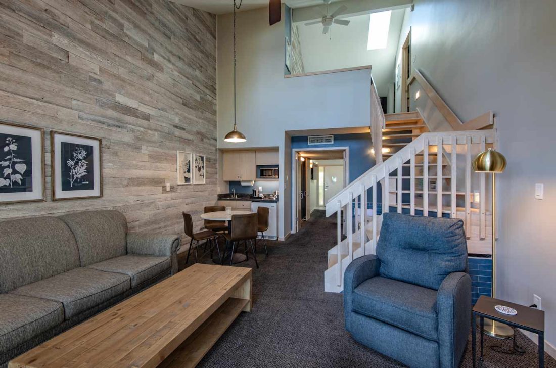 Country House Rooms and Suites | Door County Lodging